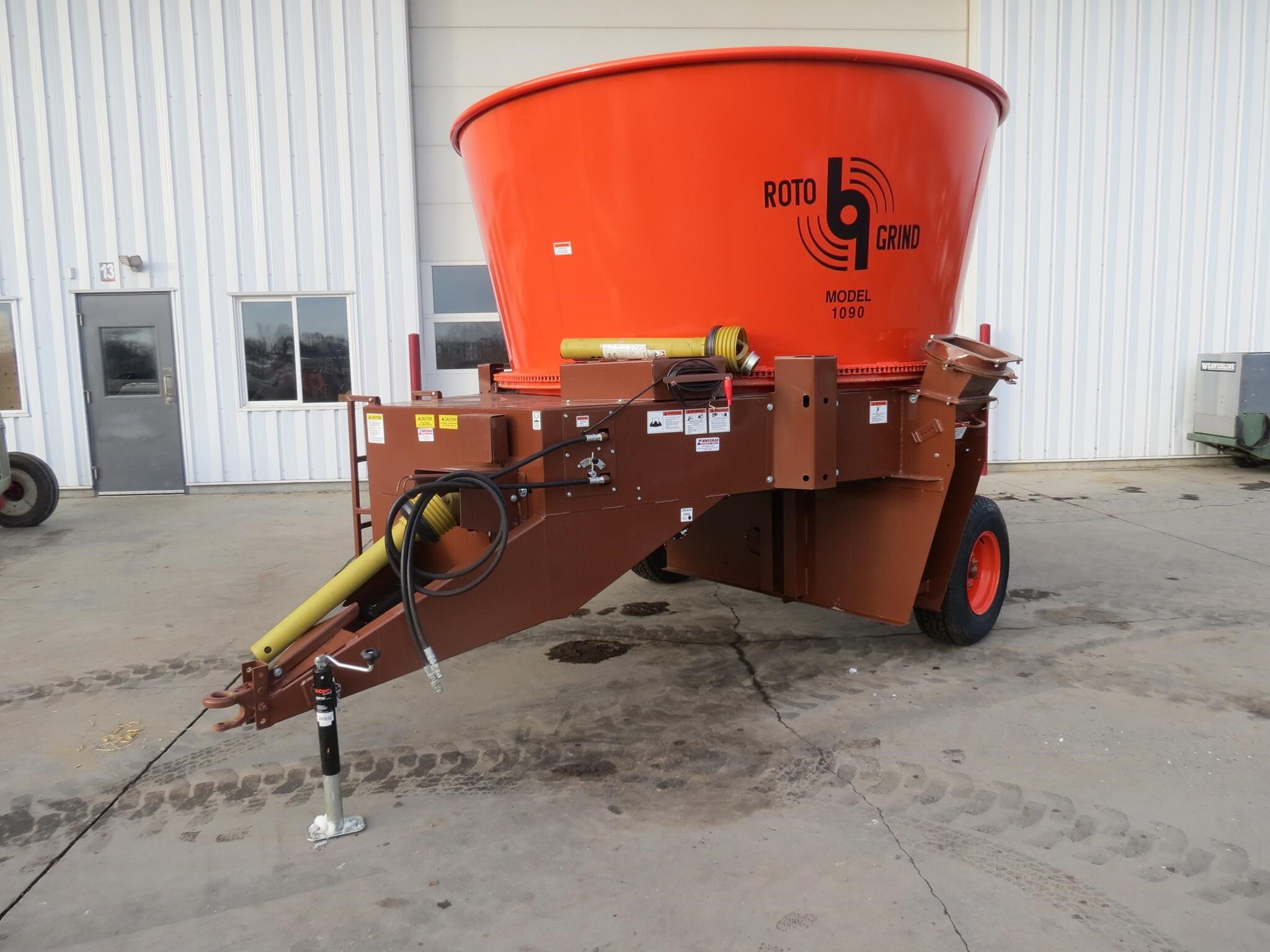 2025 Roto Grind 1090 Grinders and Mixer - $32,600 | Machinery Pete