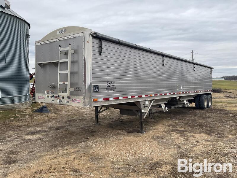 Used Wilson Grain Trailers for Sale - 32 Listings | Machinery Pete