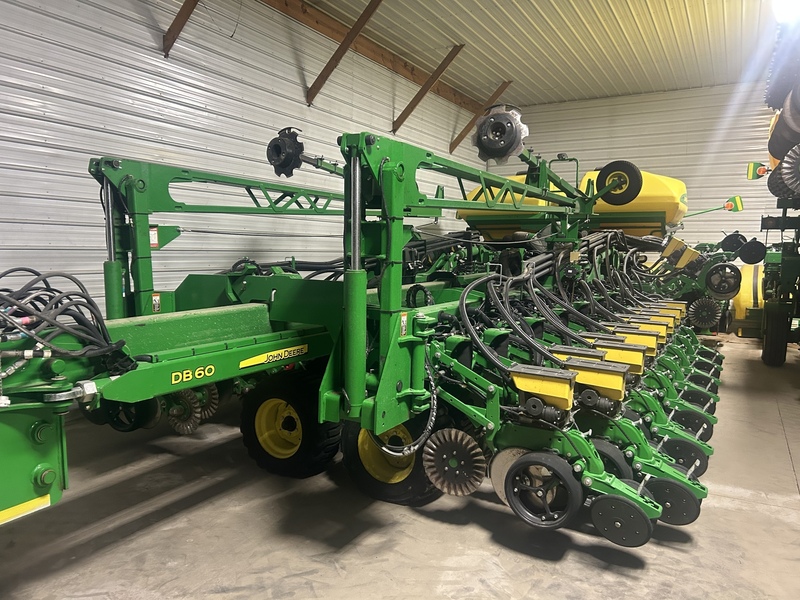 Used John Deere DB60 Planters for Sale - 116 Listings | Machinery Pete