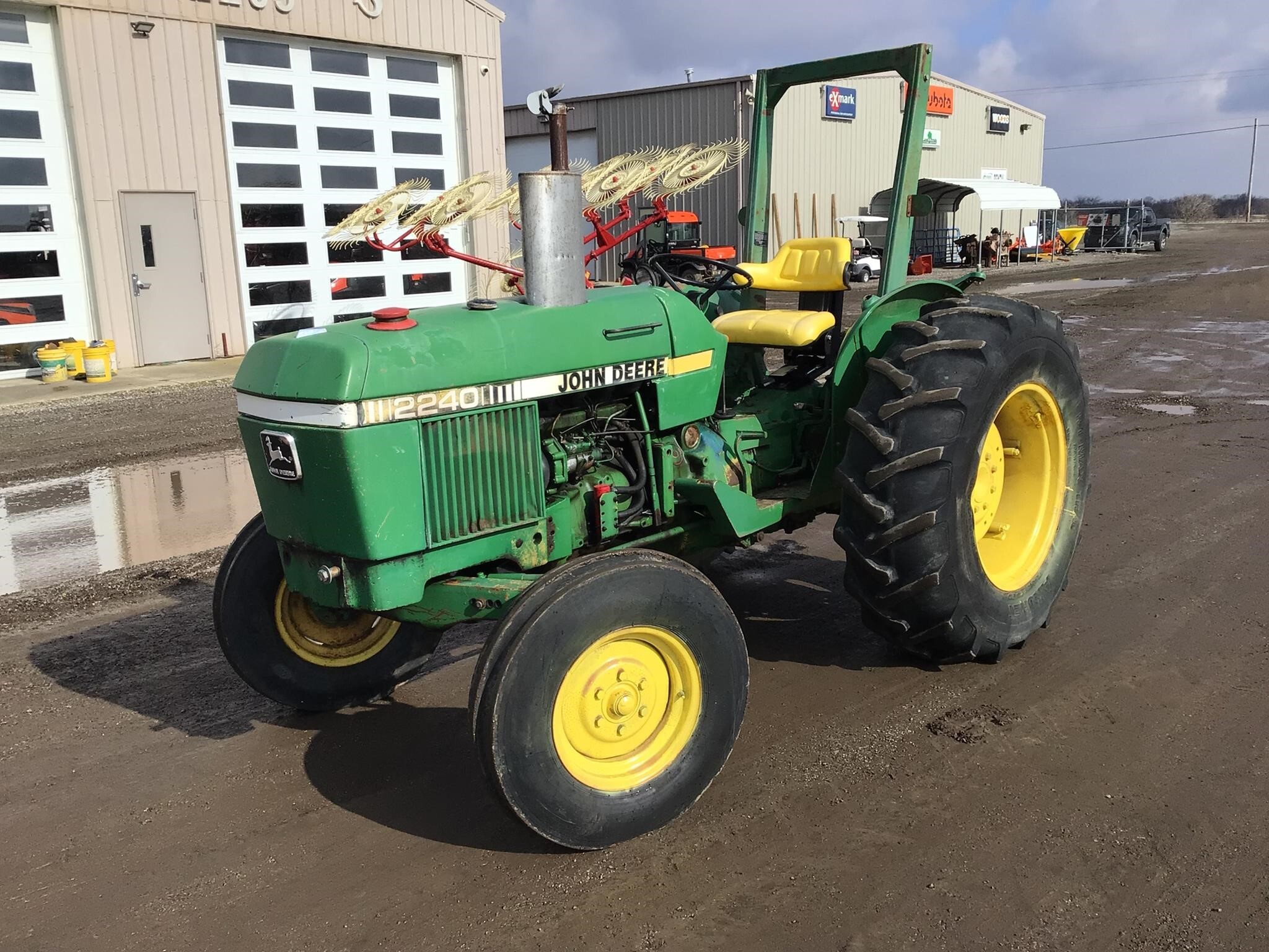 1981 John Deere 2240 Tractor - $6,250 | Machinery Pete