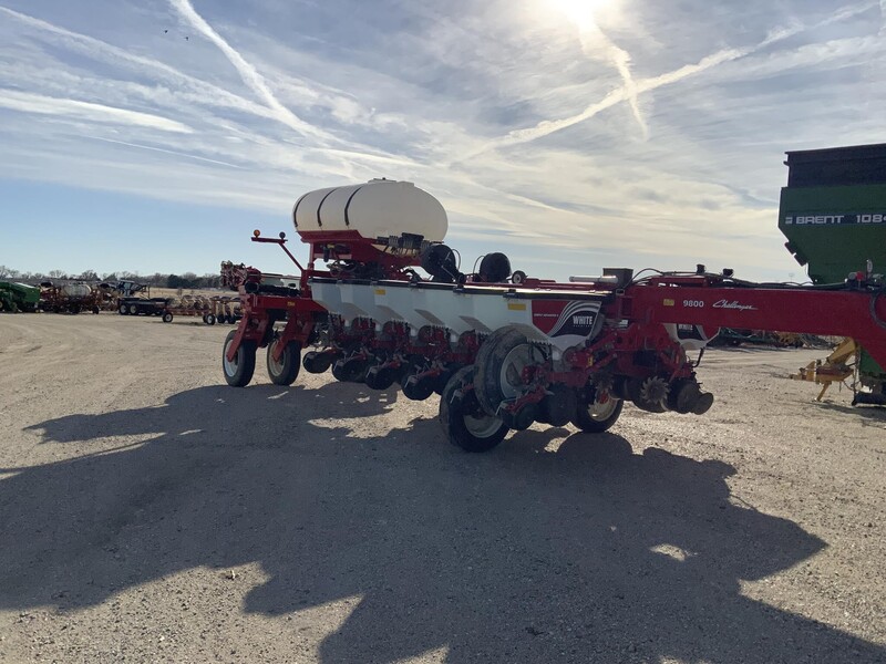 Used White Planters for Sale - 156 Listings | Machinery Pete