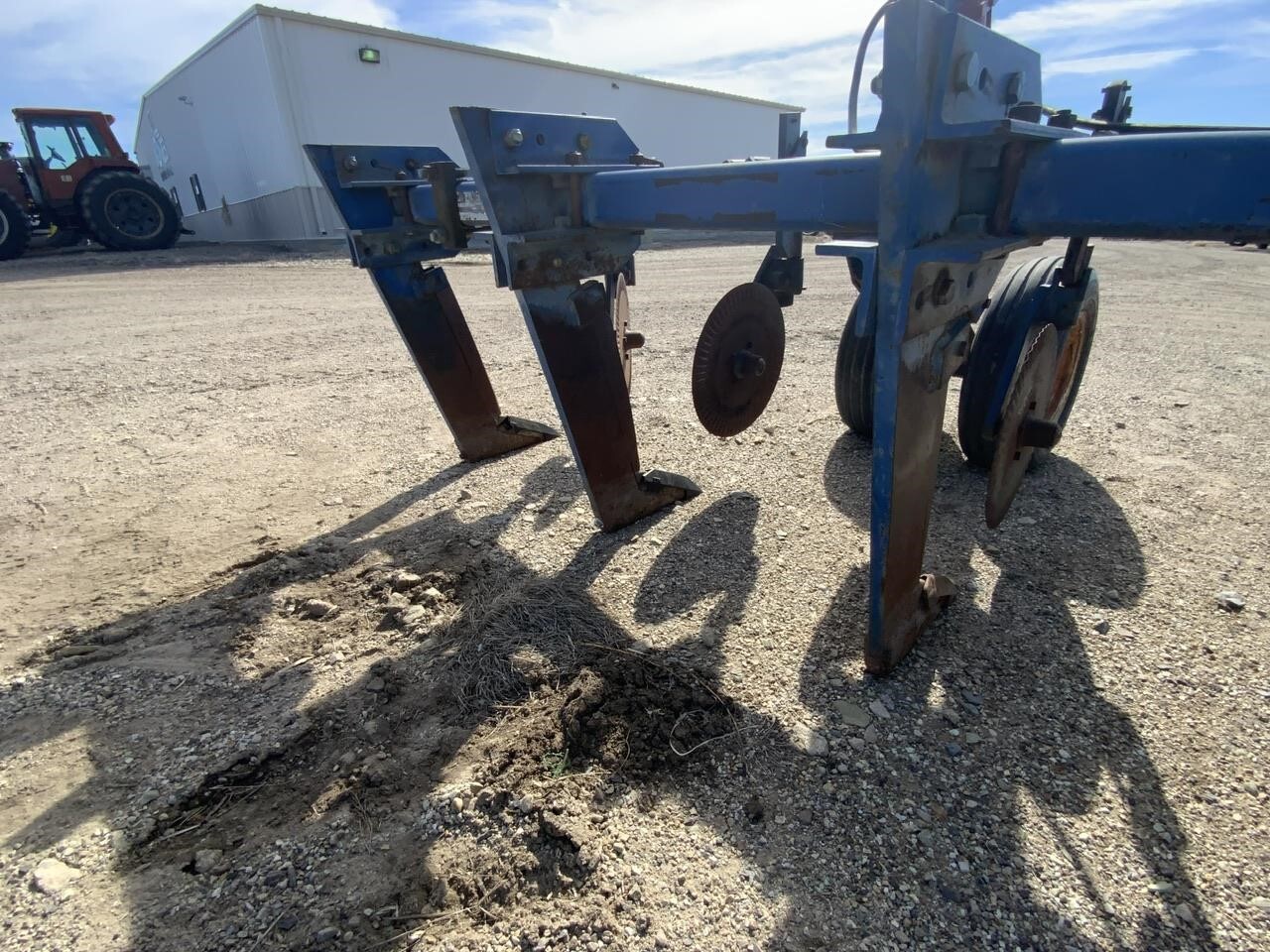 Blu-Jet Sub Tiller II In-Line Ripper - $12,000 | Machinery Pete