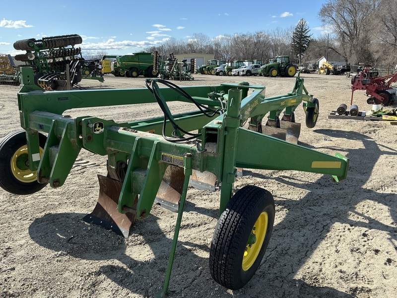 Used John Deere Plows for Sale - 101 Listings | Machinery Pete