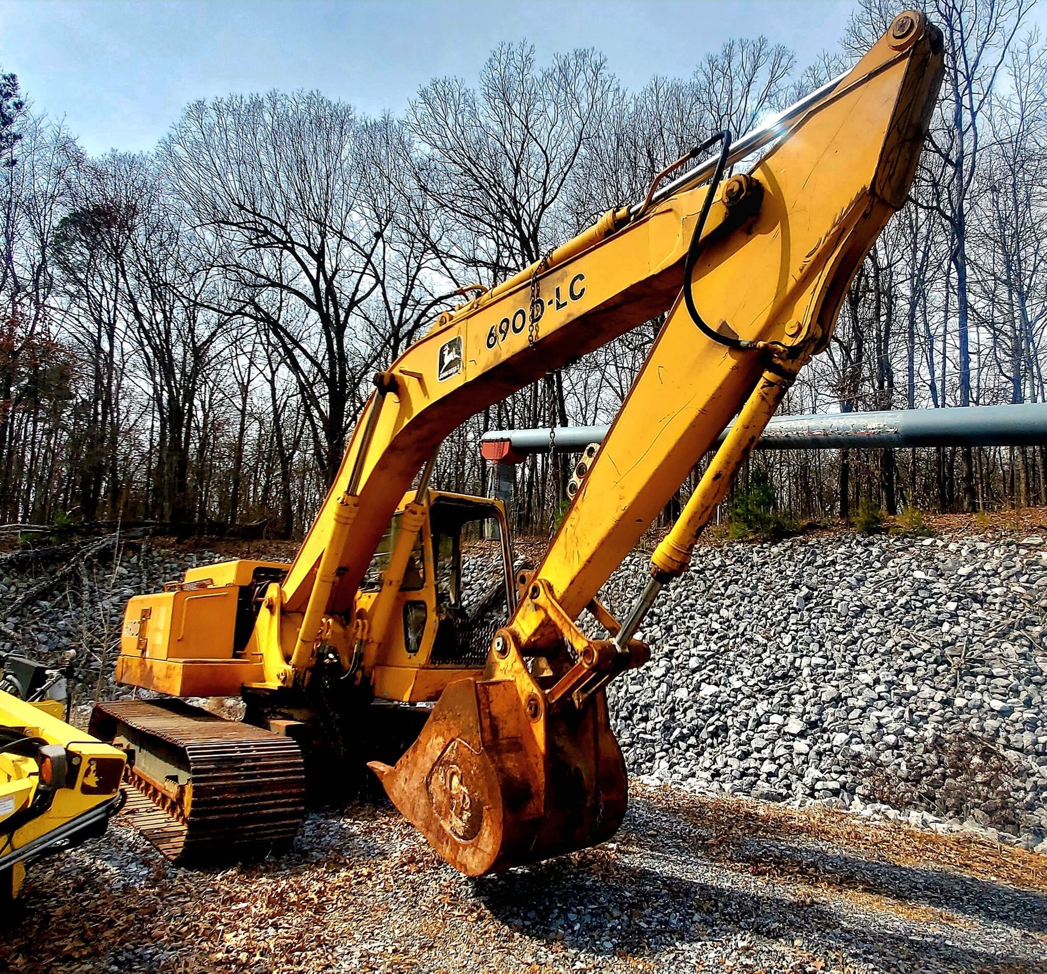 Deere 690D LC Excavator - $10,000 | Machinery Pete