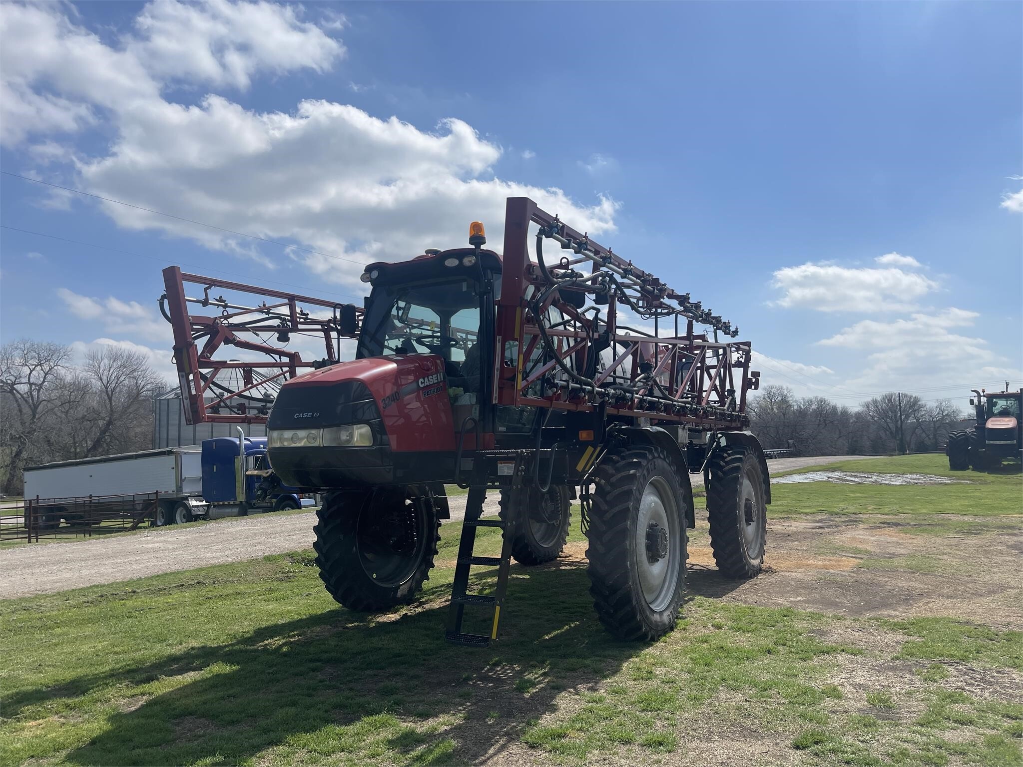 2018 Case IH Patriot 3240 Self-Propelled Sprayer - $185,000 | Machinery ...