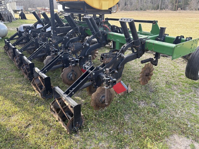 Used Unverferth Strip-Till for Sale - 59 Listings | Machinery Pete