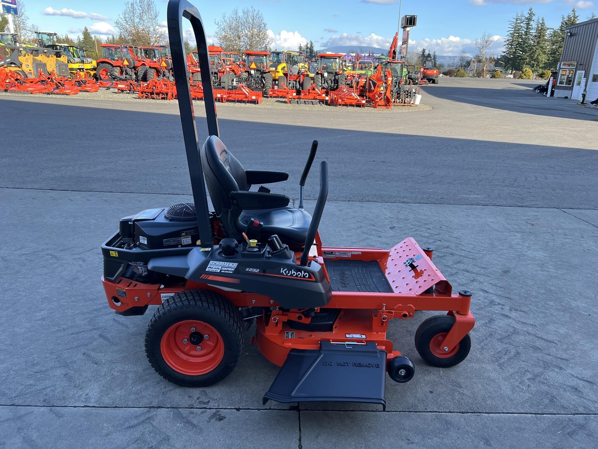 2025 Kubota Z232 Lawn Mower - $4,999 | Machinery Pete