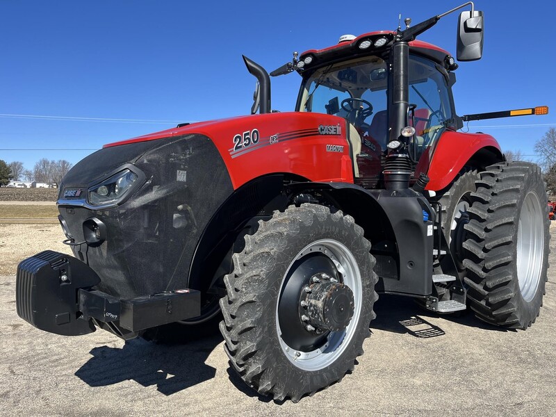 Johnson Tractor - Janesville - Janesville, WI | Machinery Pete