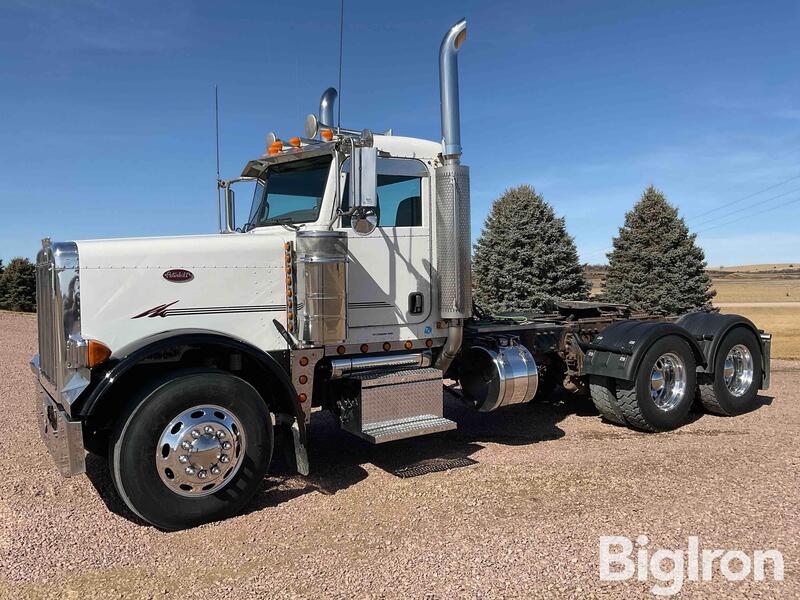 Used Peterbilt 379 Semi Trucks/Trailers for Sale - 25 Listings ...