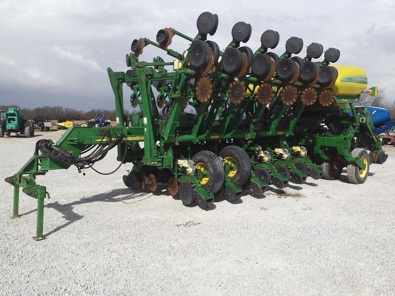 Used John Deere 1790 Planters for Sale - 130 Listings | Machinery Pete