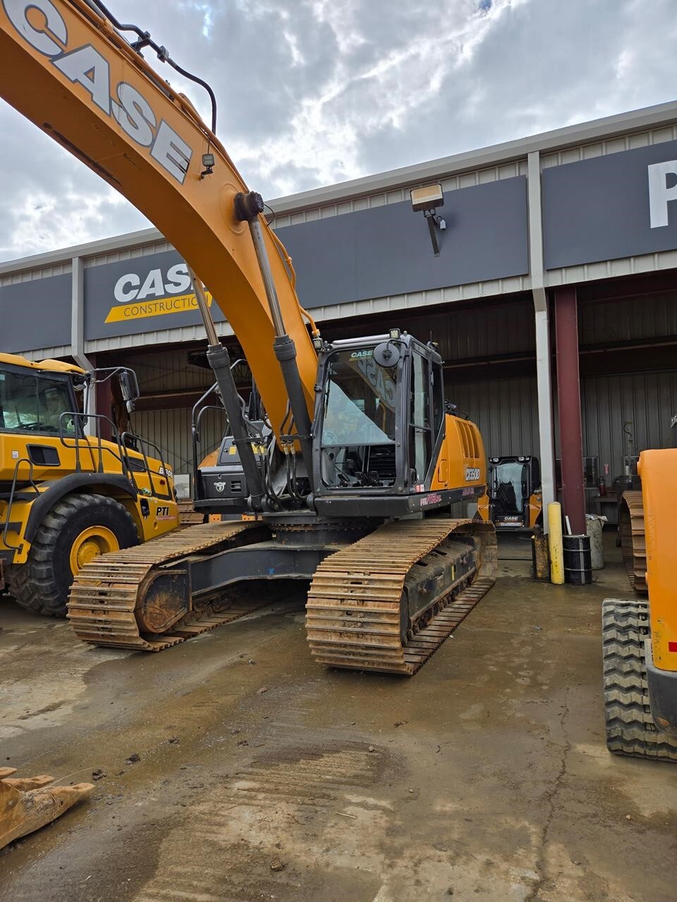 2022 Case CX350D Excavator - $320,000 | Machinery Pete