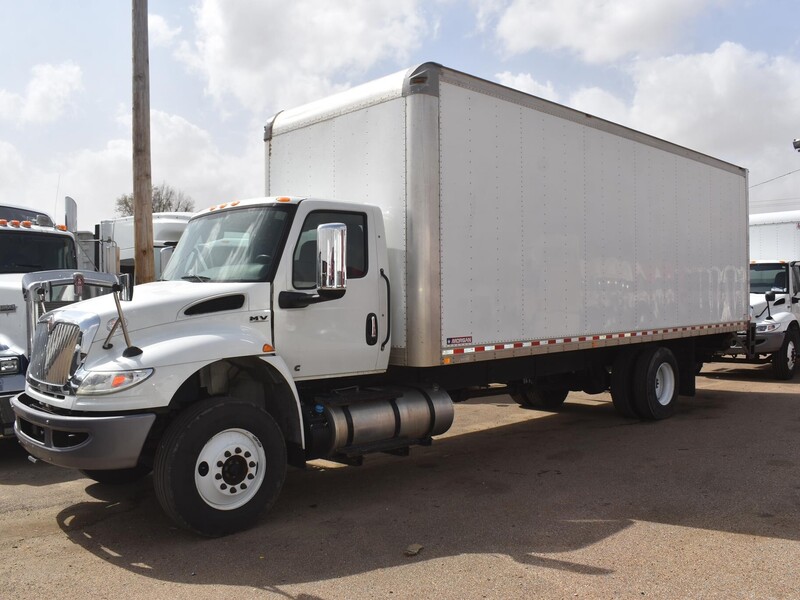 Used Box Trucks/Trailers for Sale - 133 Listings | Machinery Pete