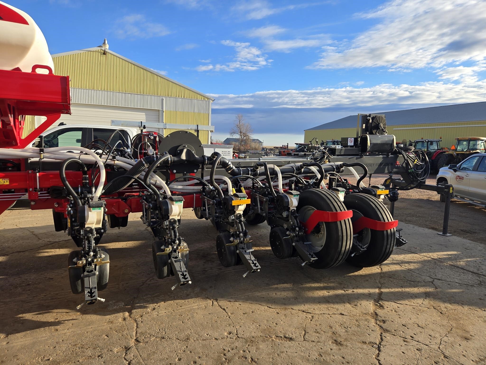 2024 Massey Ferguson VF1630 Planter - $Call | Machinery Pete