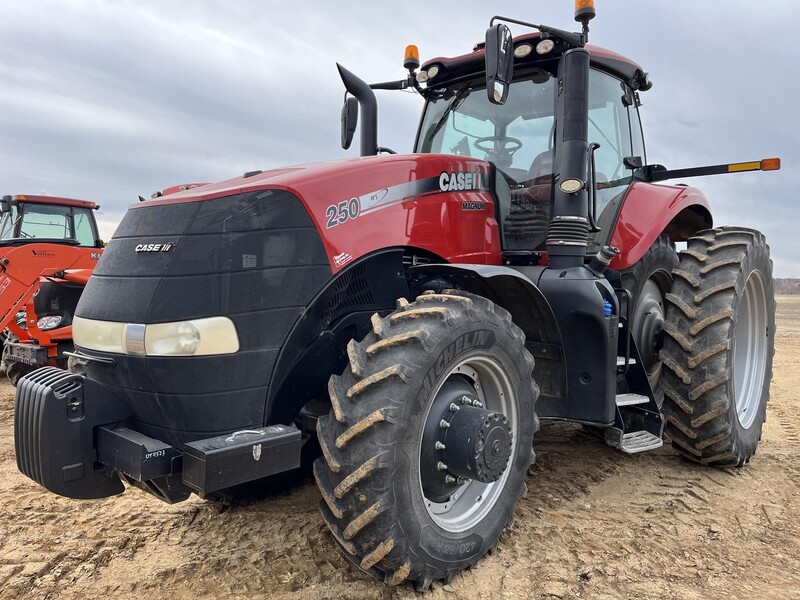 Johnson Tractor - Baldwin - Baldwin, WI | Machinery Pete