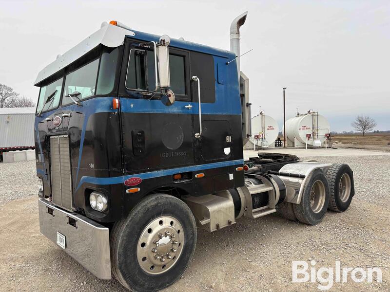 Used Peterbilt Semi Trucks/Trailers for Sale - 252 Listings | Machinery ...