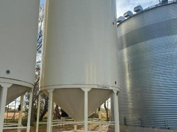 Used Grain Bins for Sale - 45 Listings | Machinery Pete