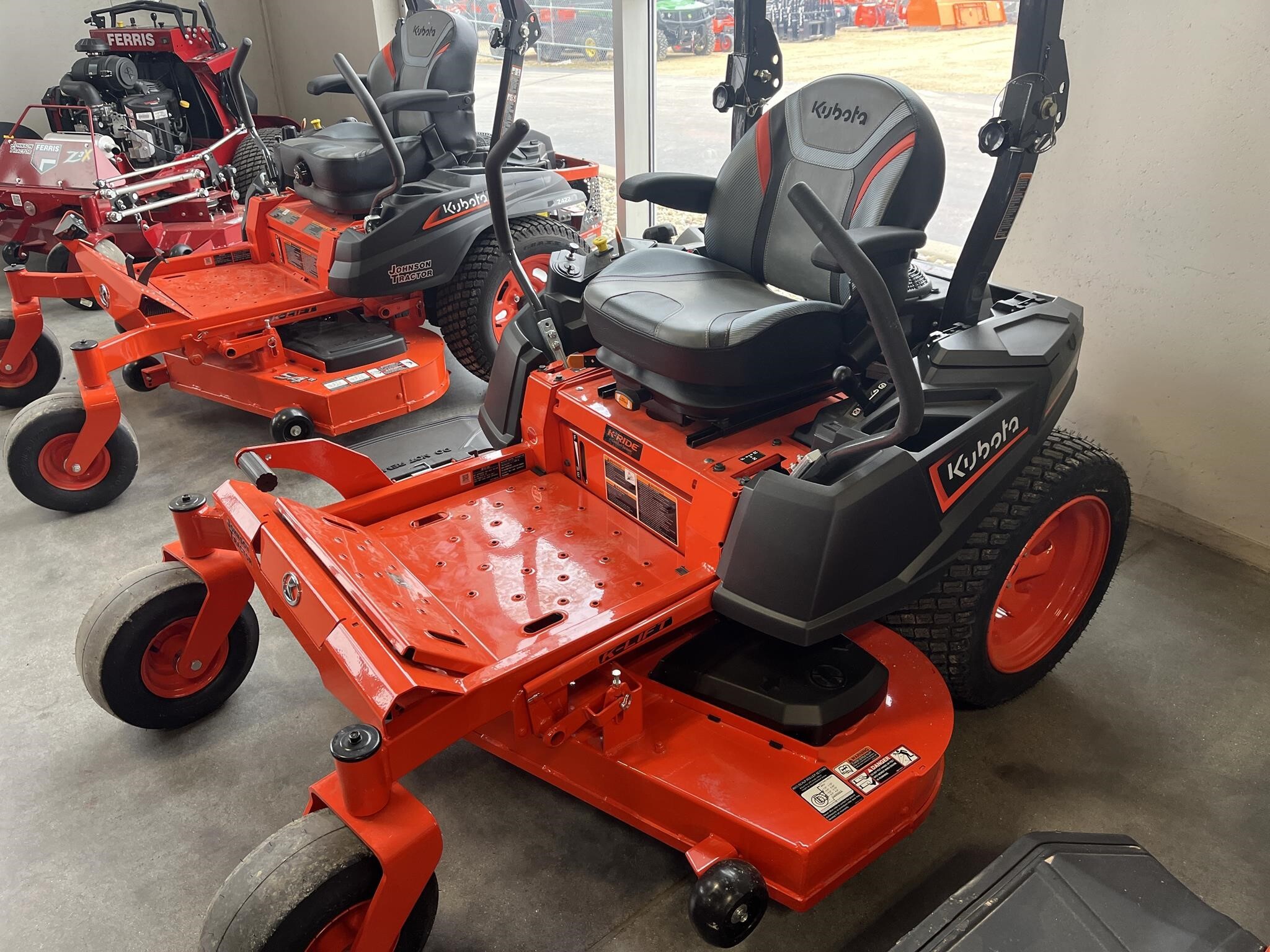 2025 Kubota Z252 Lawn Mower - $Call | Machinery Pete