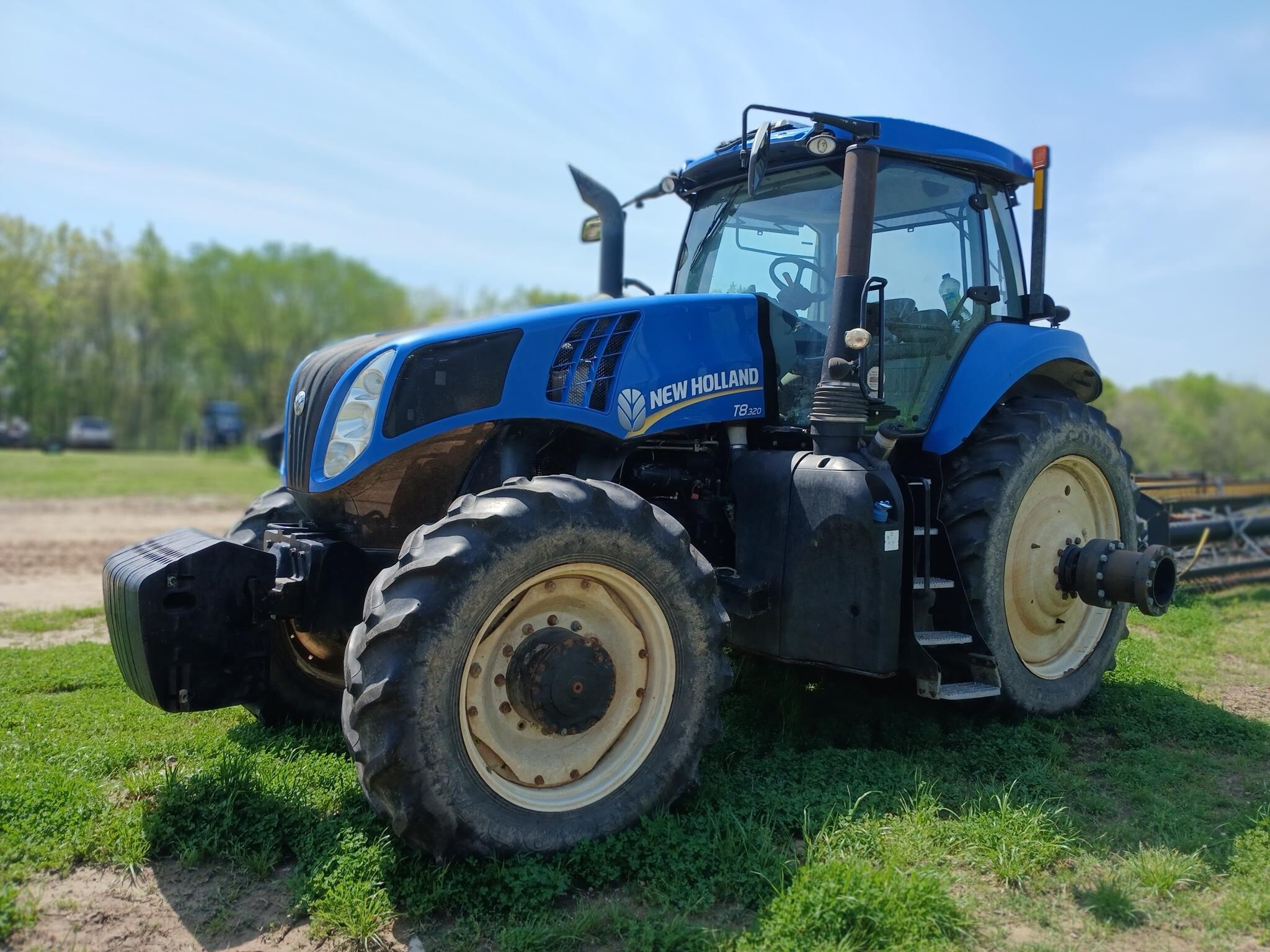 2015 New Holland T8.320 Tractor - $94,000 | Machinery Pete