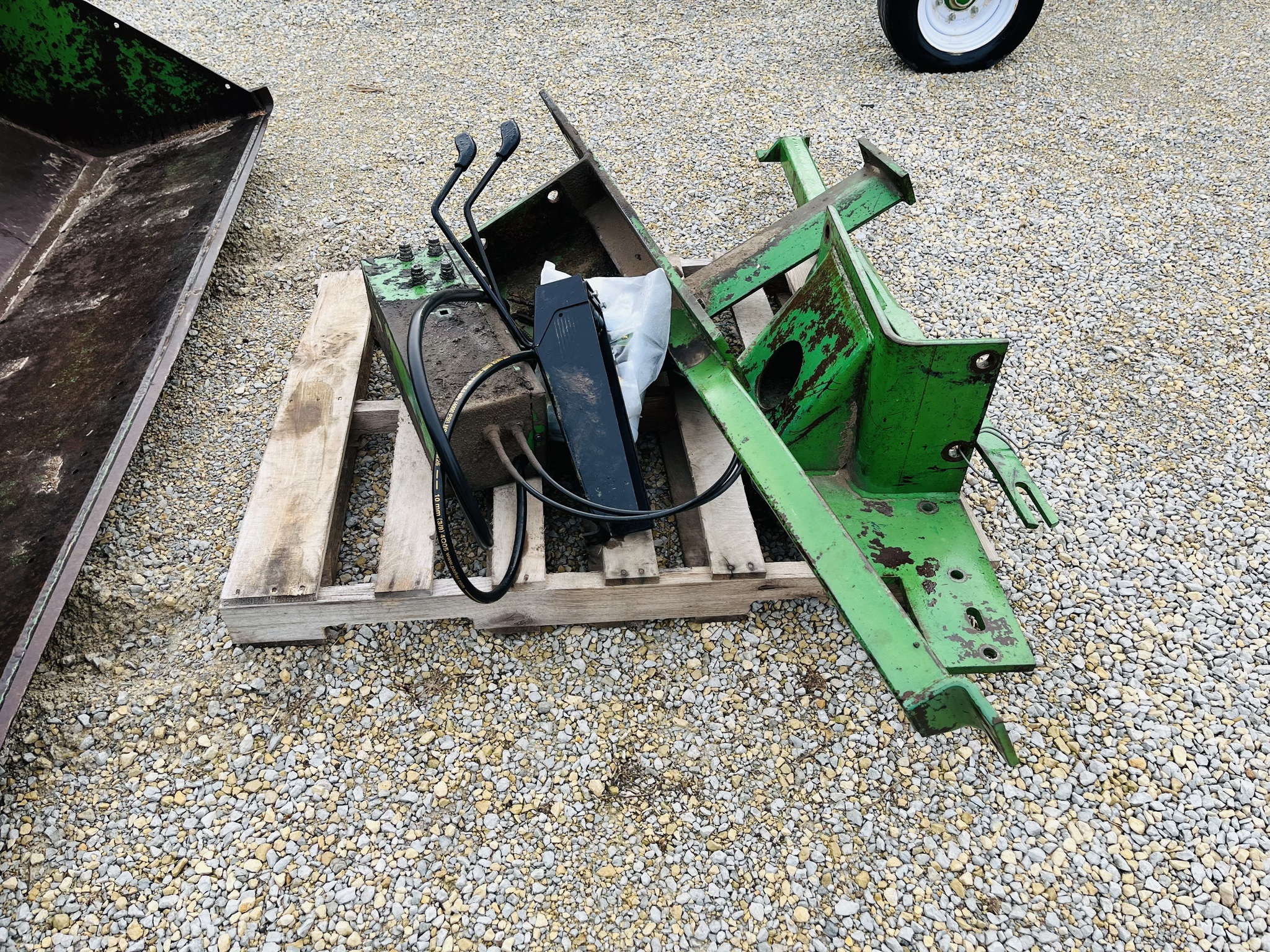 John Deere 158 Front End Loader - $5,000 | Machinery Pete