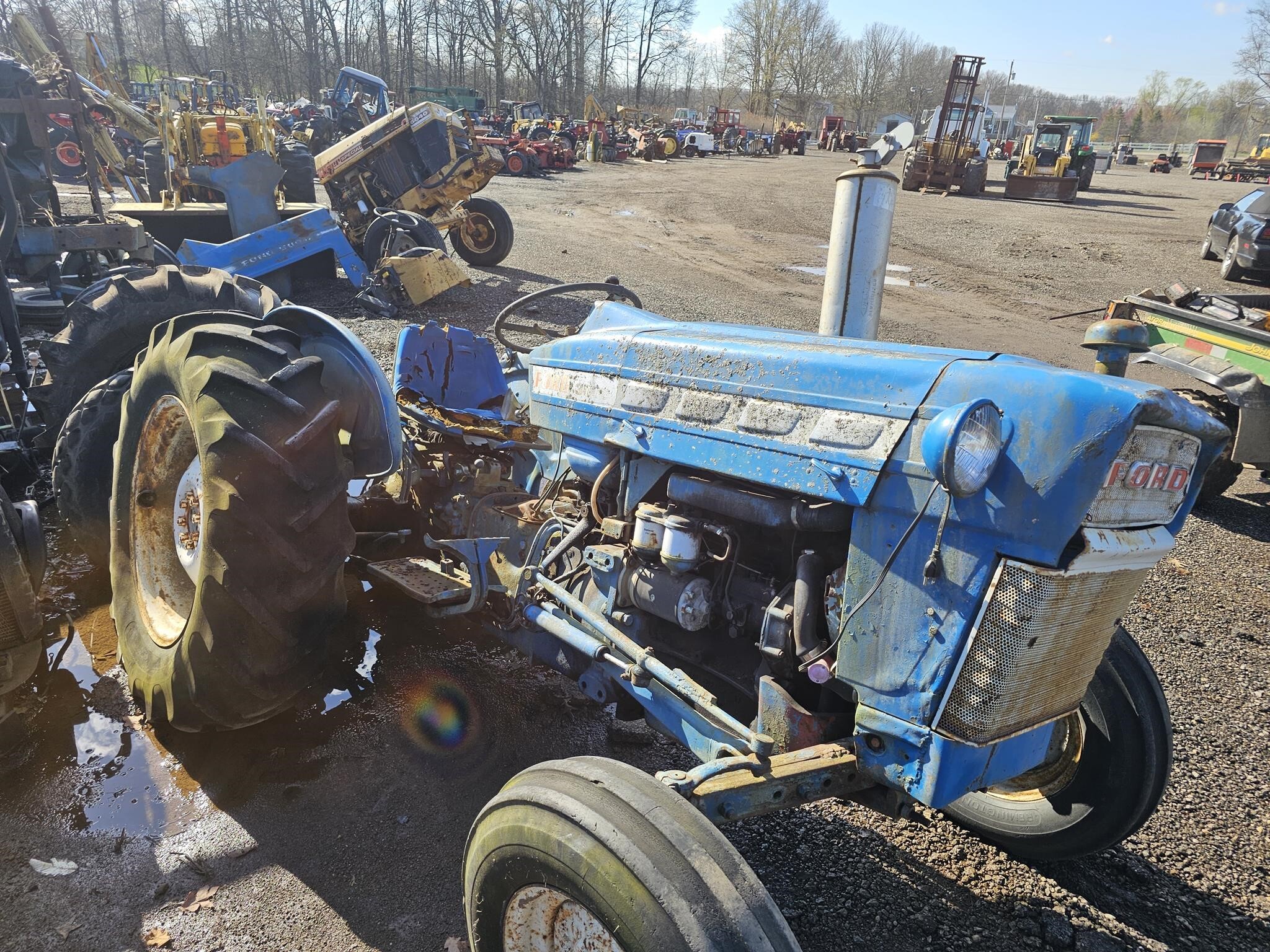 Ford 3000 Tractor - $Call | Machinery Pete