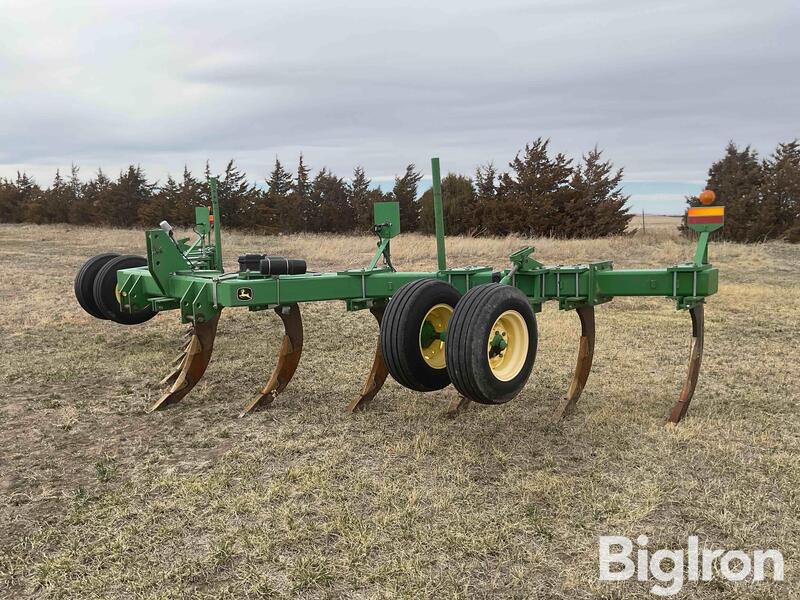 Used V Rippers for Sale - 56 Listings | Machinery Pete