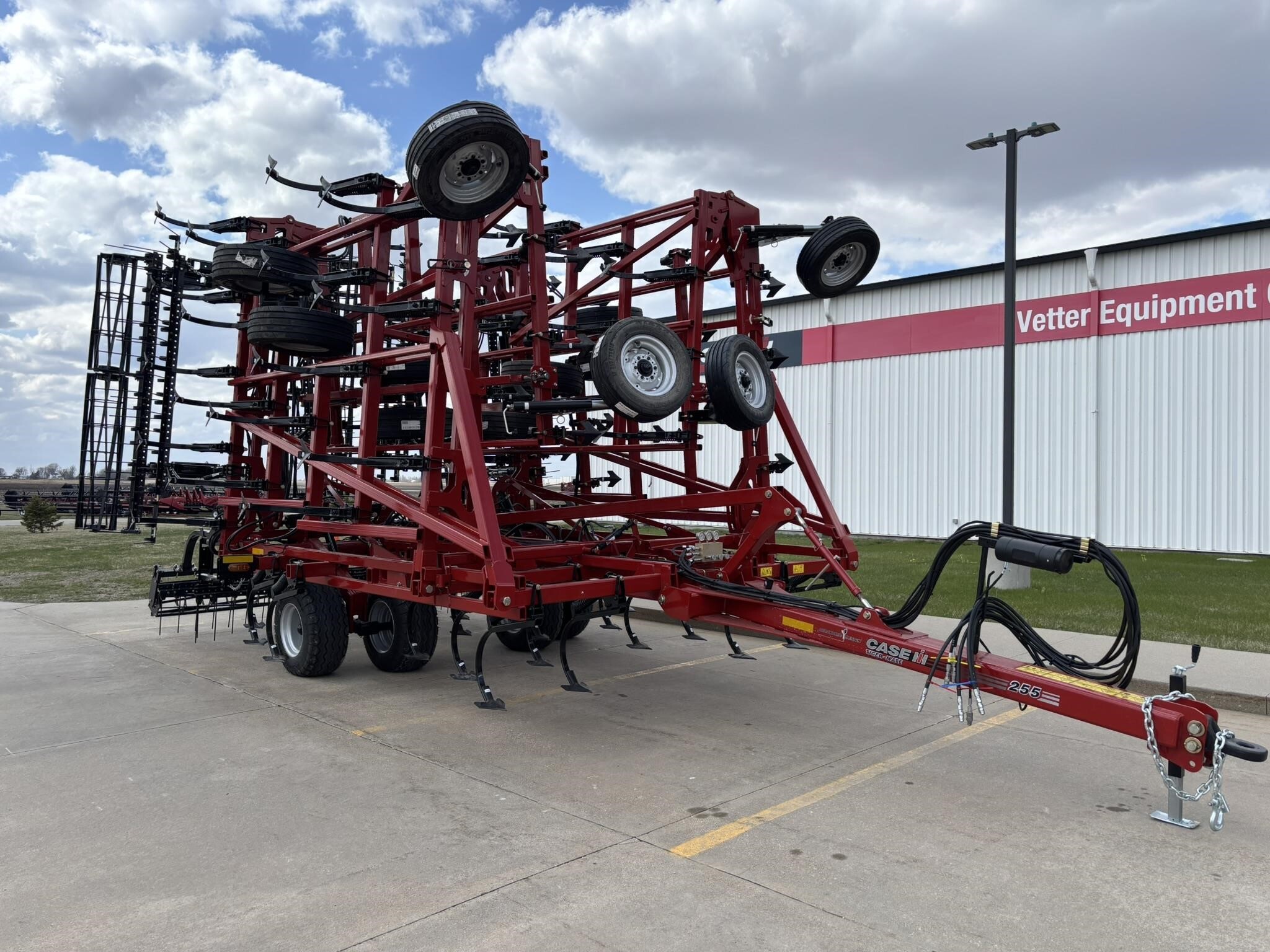 2025 Case IH Tiger-Mate 255 Field Cultivator - $Call | Machinery Pete