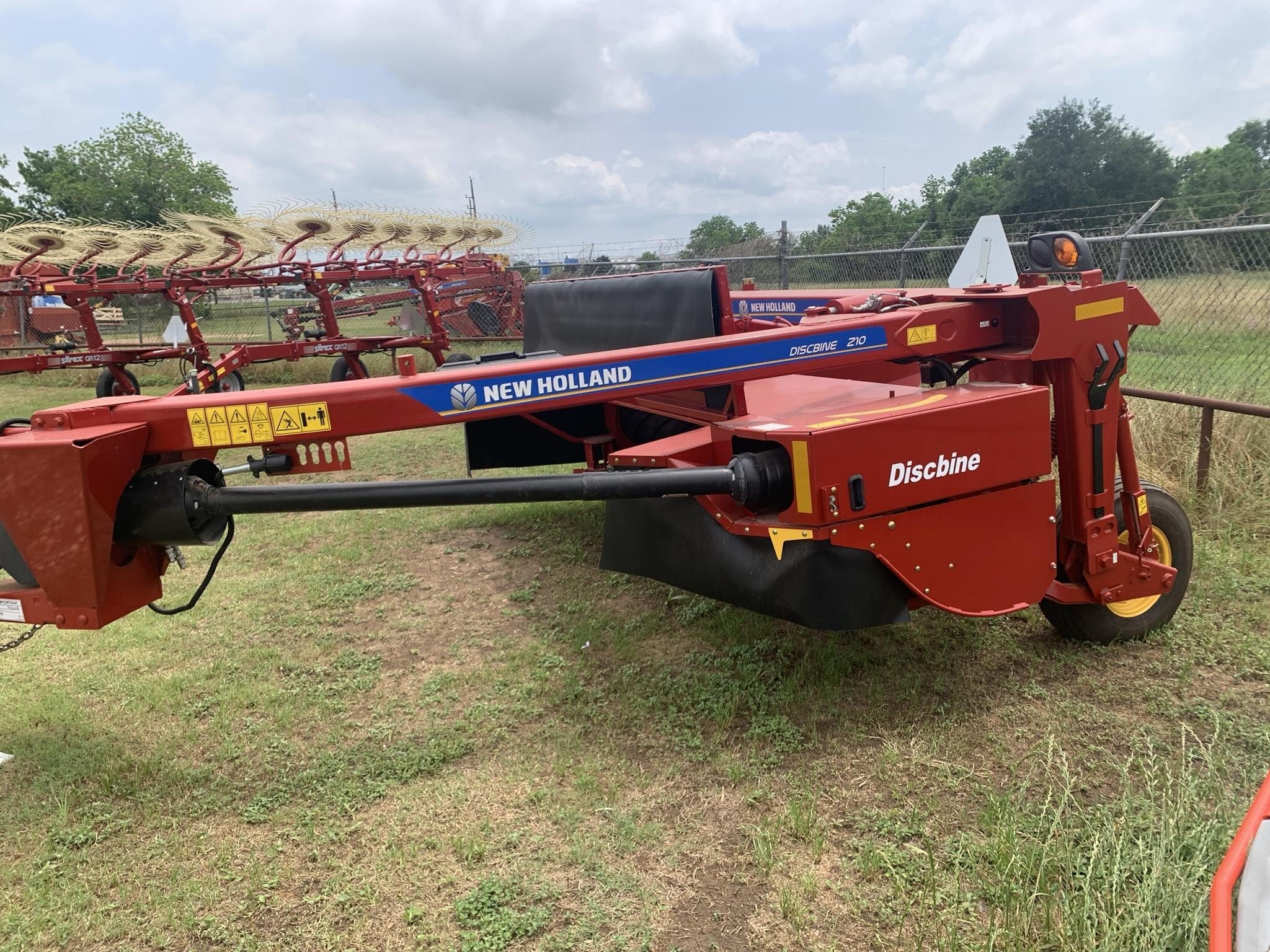 2023 New Holland Discbine 210 Mower Conditioner - $31,410 | Machinery Pete