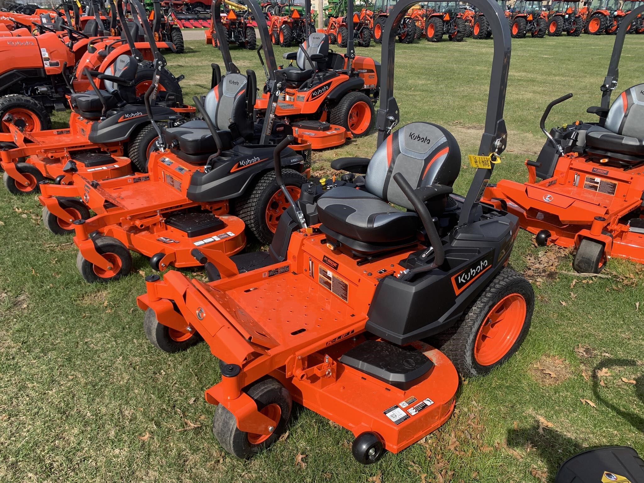 2025 Kubota Z252 Lawn Mower - $Call | Machinery Pete