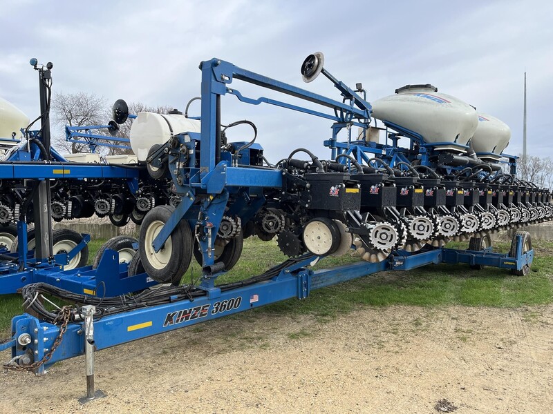 Used Kinze 3600 ASD Planters for Sale - 58 Listings | Machinery Pete