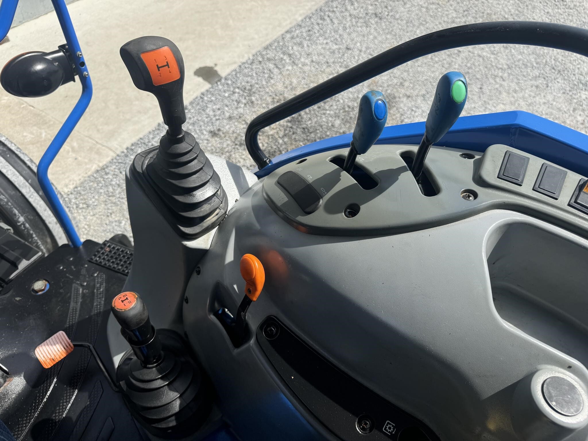 2015 New Holland T4.75 Tractor - $Call | Machinery Pete