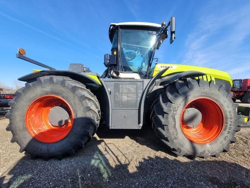 2024 Claas XERION 5000 TRAC Tractor - $Call | Machinery Pete