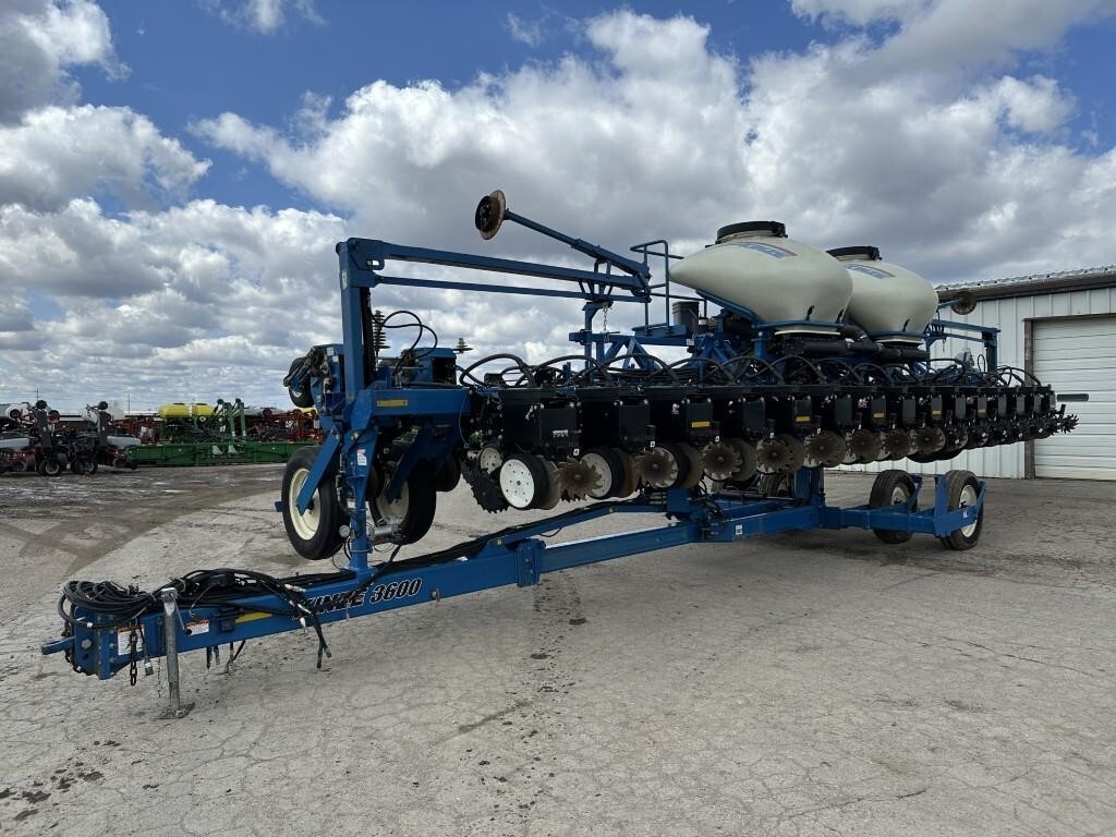 2012 Kinze 3600 ASD Planter - $49,500 | Machinery Pete
