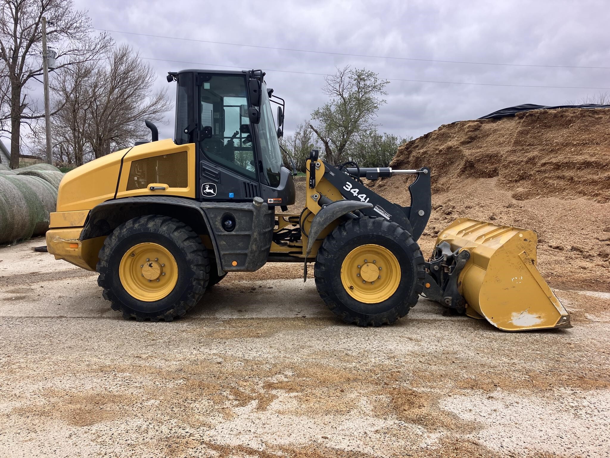 2018 Deere 344L Wheel Loader - $135,000 | Machinery Pete
