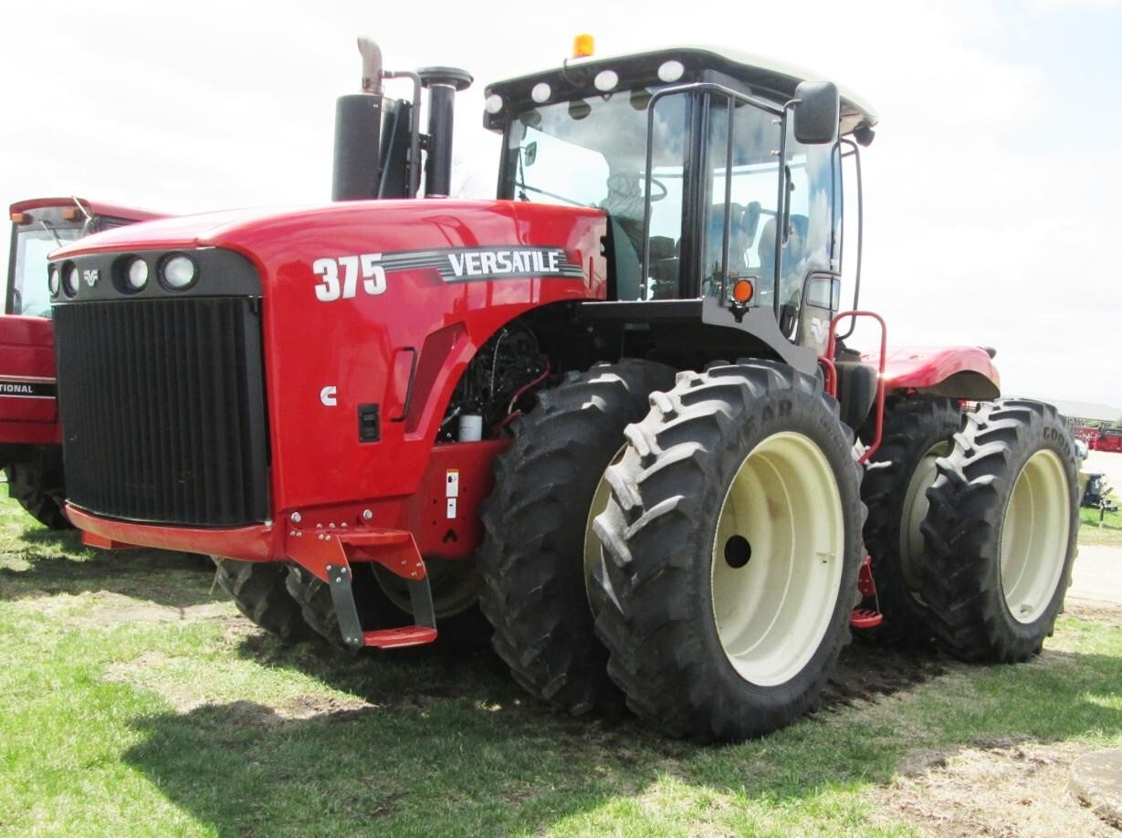 2014 Versatile 375 Tractor - $169,500 | Machinery Pete