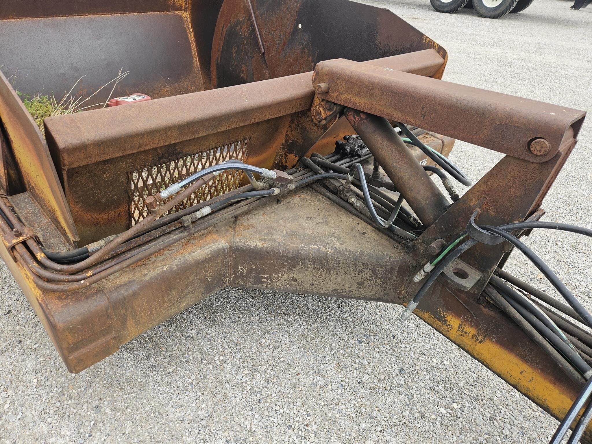 Reynolds 10C Scraper - $12,500 | Machinery Pete