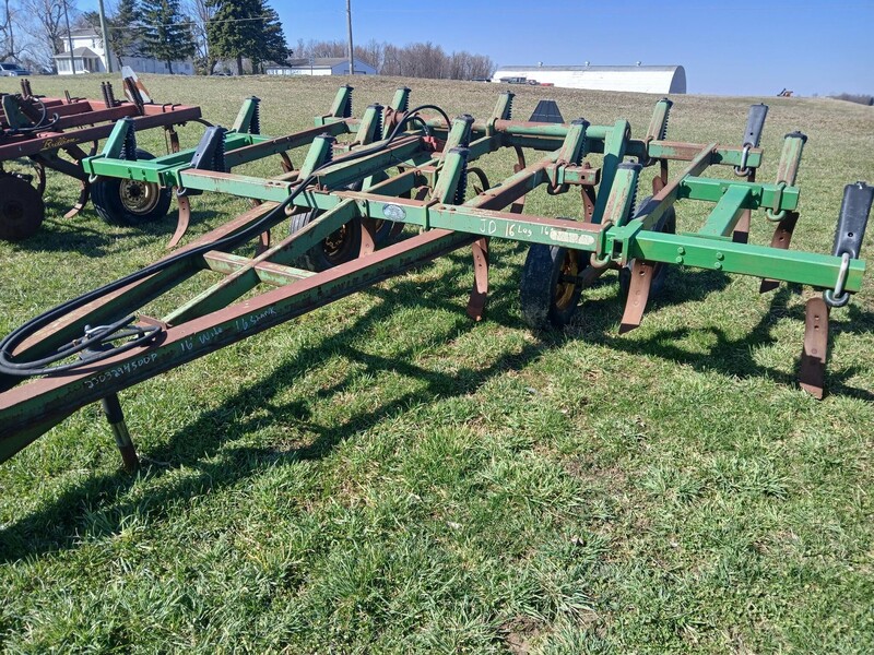 Used Chisel Plows for Sale - 332 Listings | Machinery Pete