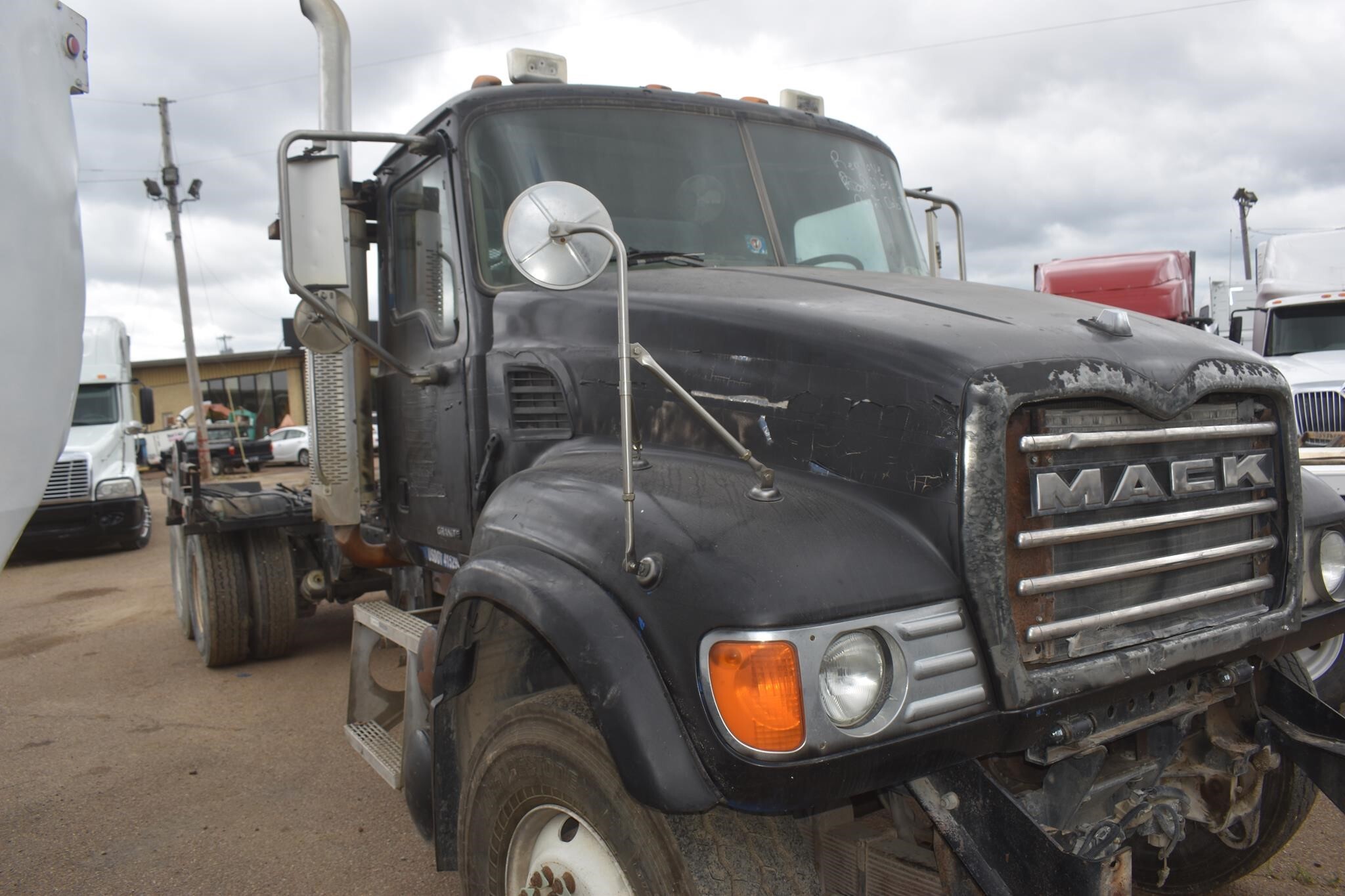 2007 Mack Granite CV713 Dump Trucks/Trailer - $25,000 | Machinery Pete