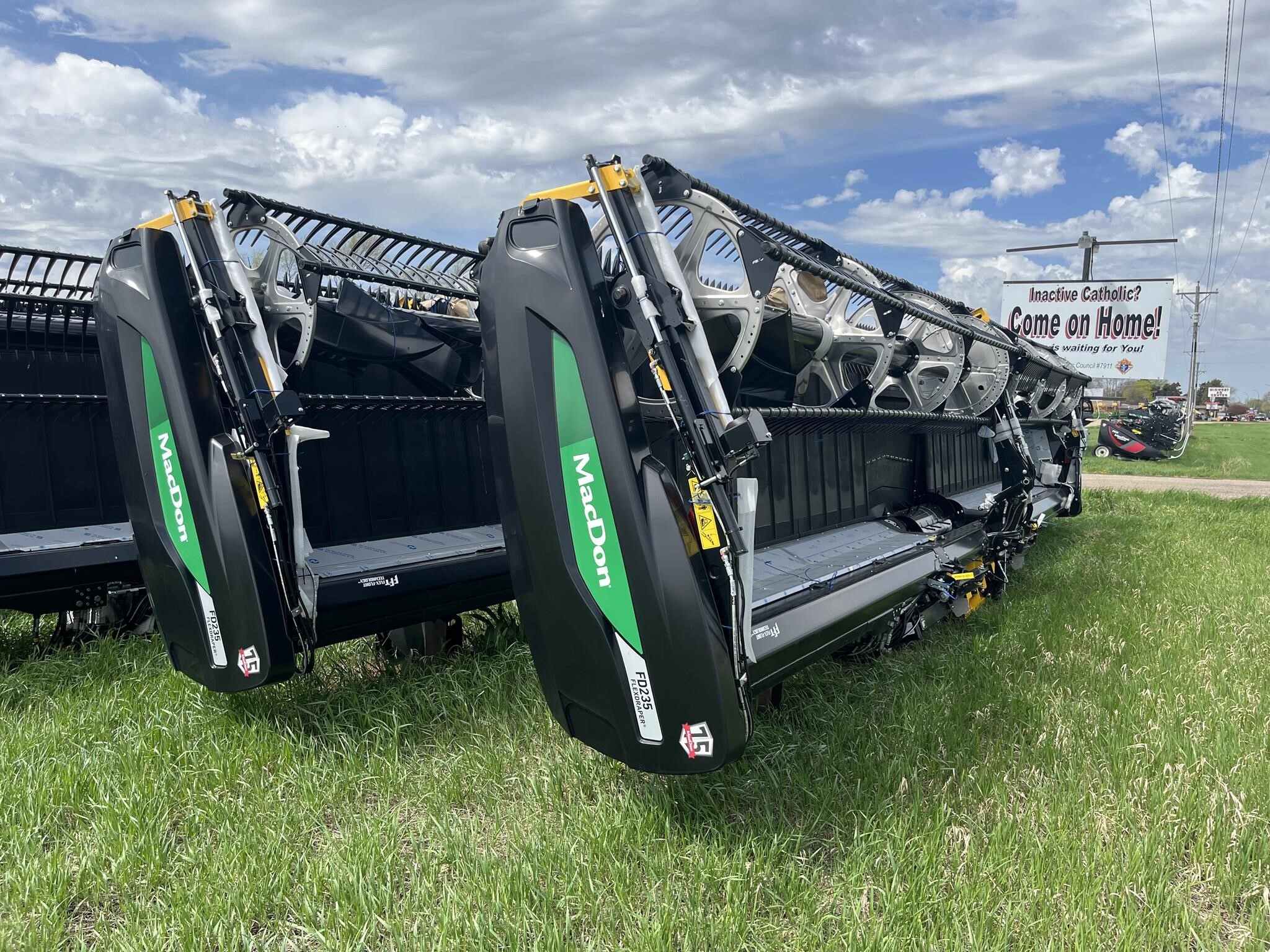 2025 MacDon FD235 Platform - $Call | Machinery Pete