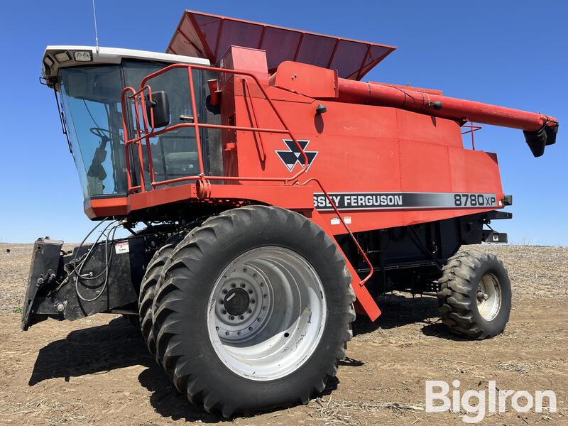 Used Massey Ferguson Combines for Sale - 55 Listings | Machinery Pete