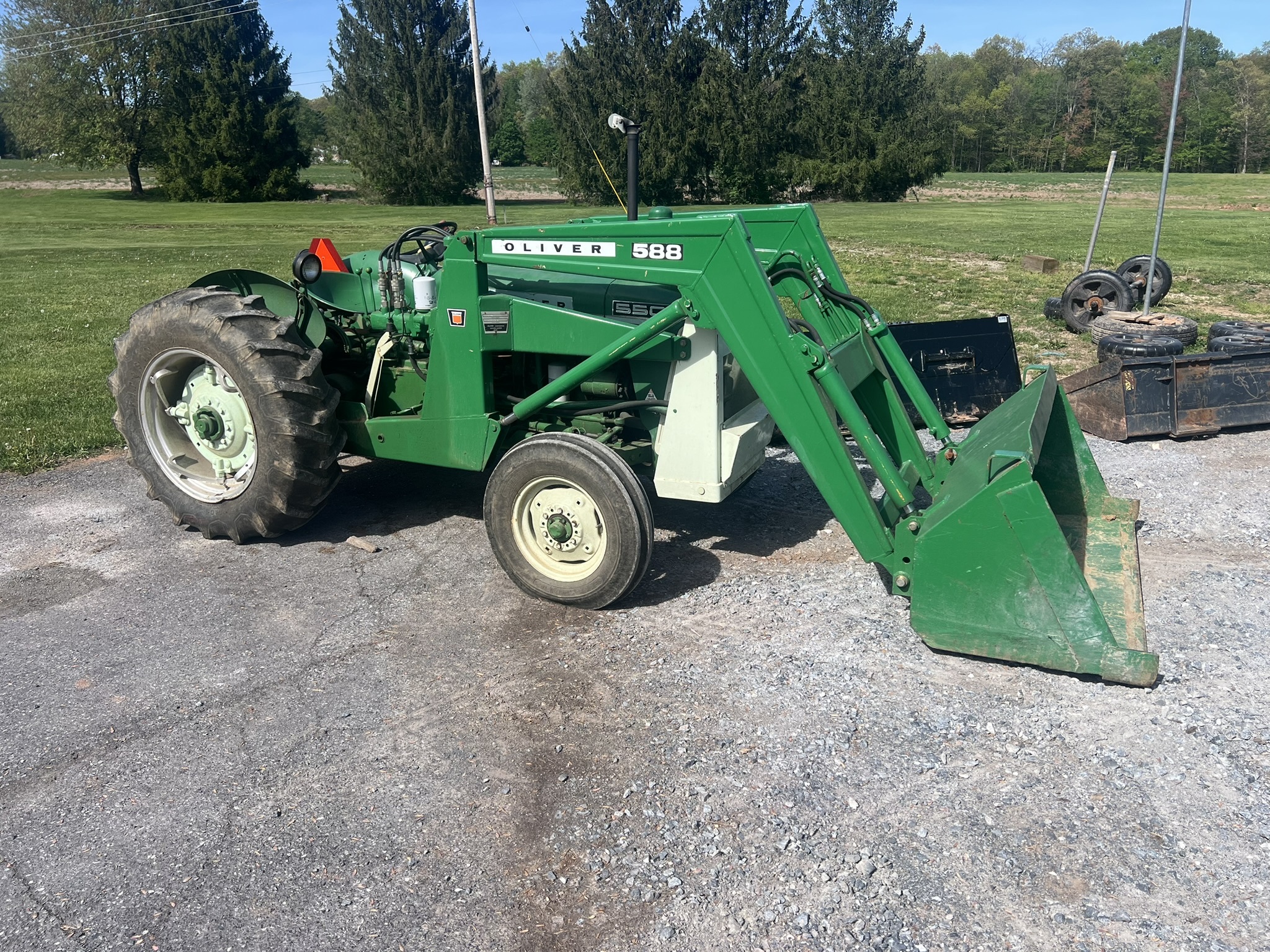 Oliver 588 front end loader Miscellaneous - $2,500 | Machinery Pete