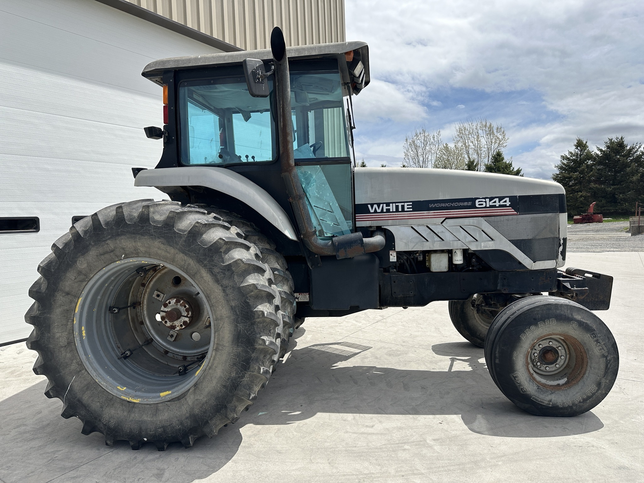 1995 AGCO White 6144 Tractor - $28,900 | Machinery Pete