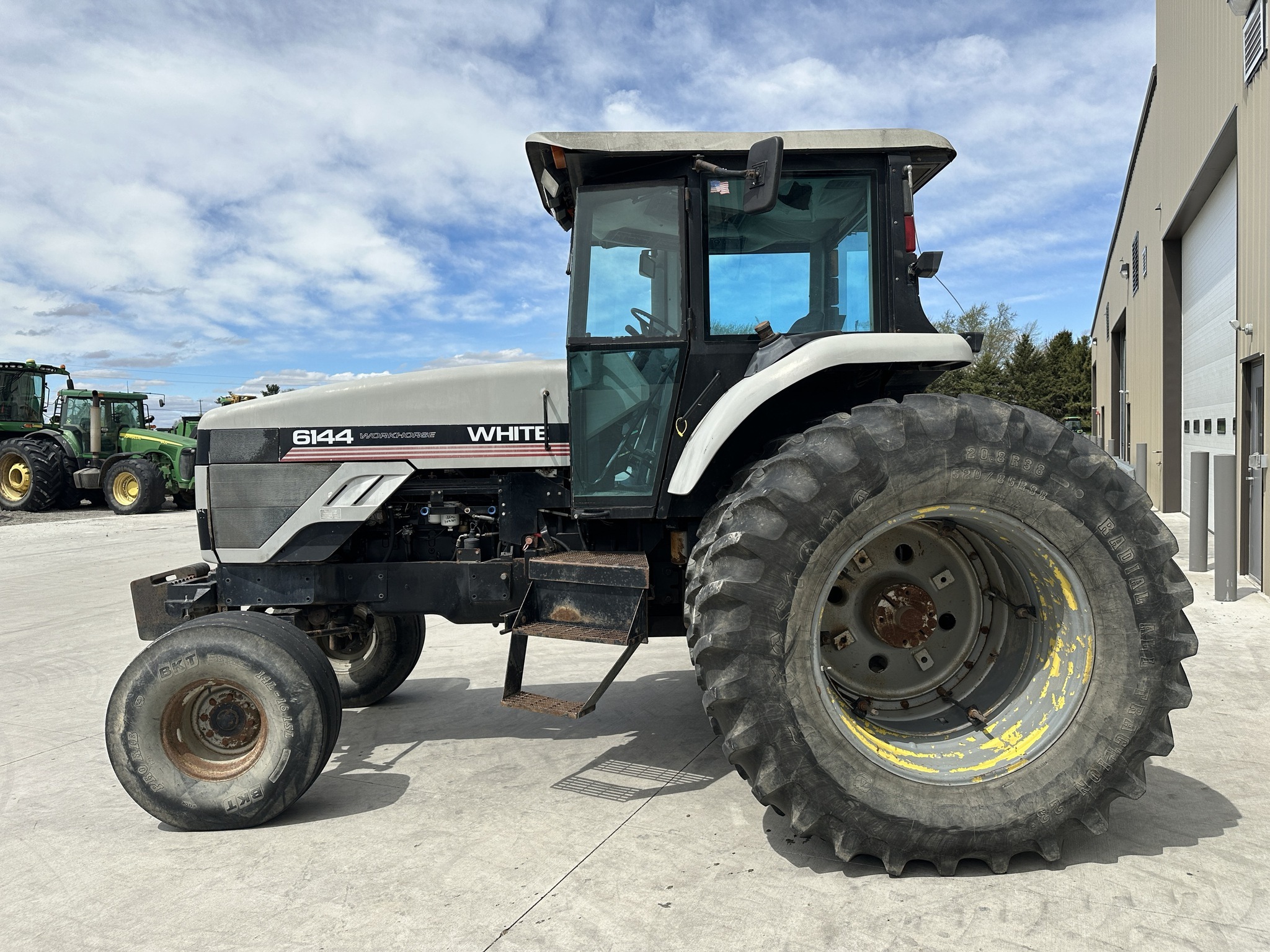 1995 AGCO White 6144 Tractor - $28,900 | Machinery Pete