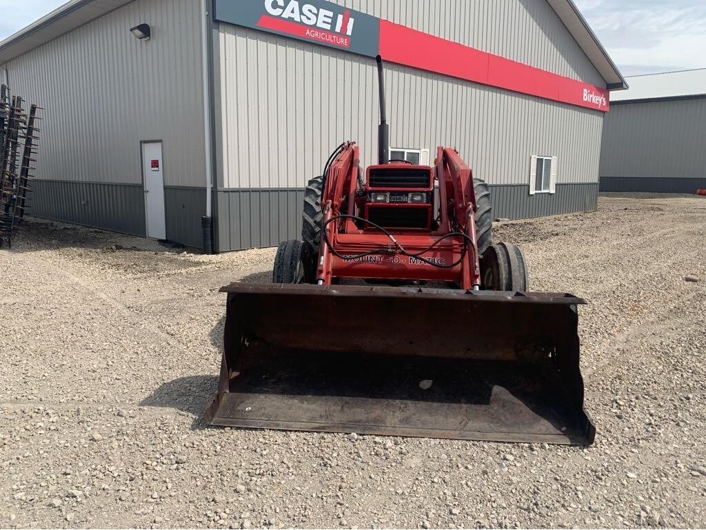 1985 Case IH 685 Tractor - $10,900 | Machinery Pete
