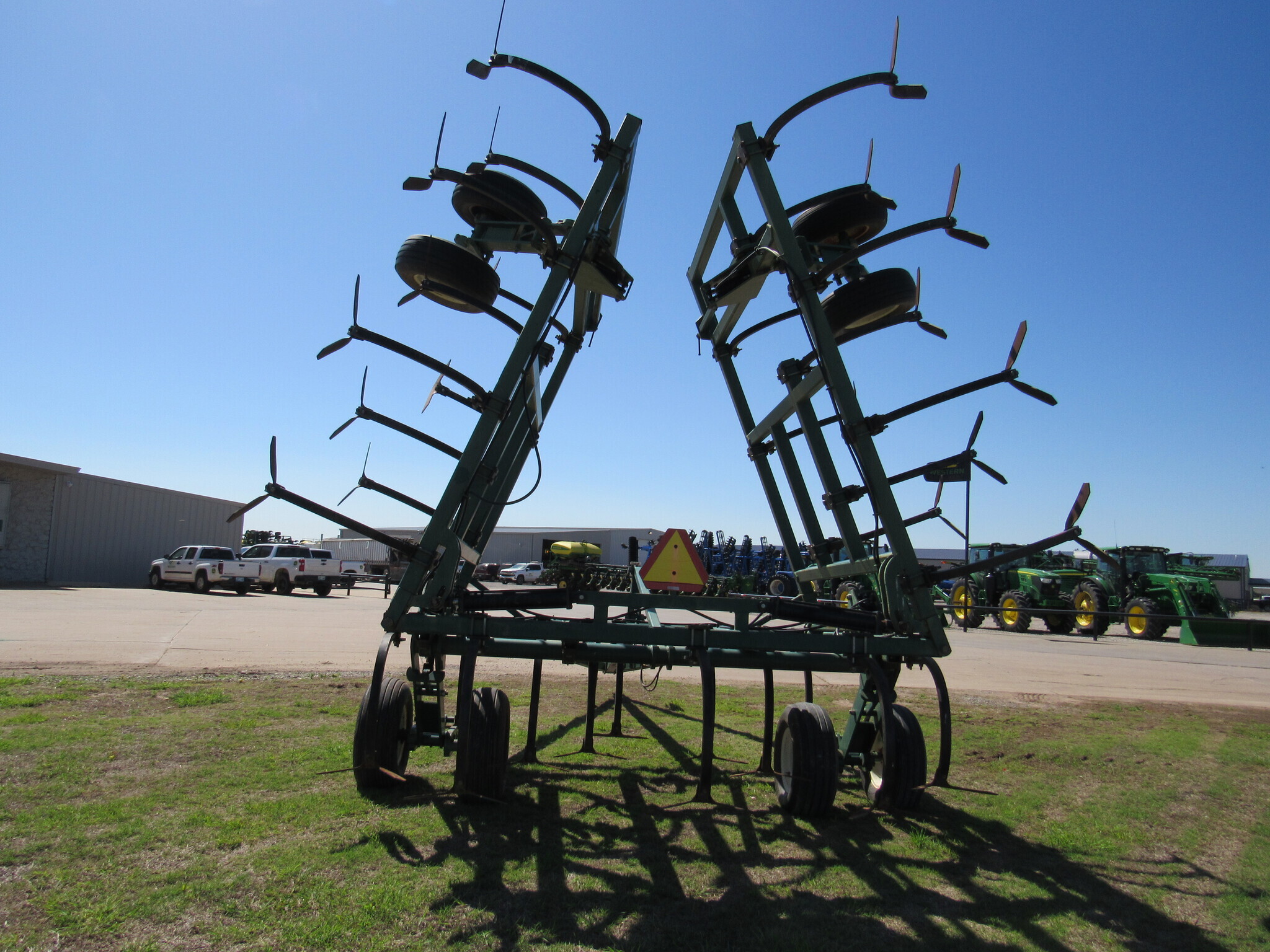 2004 Baker 4100 Chisel Plow - $10,500 | Machinery Pete