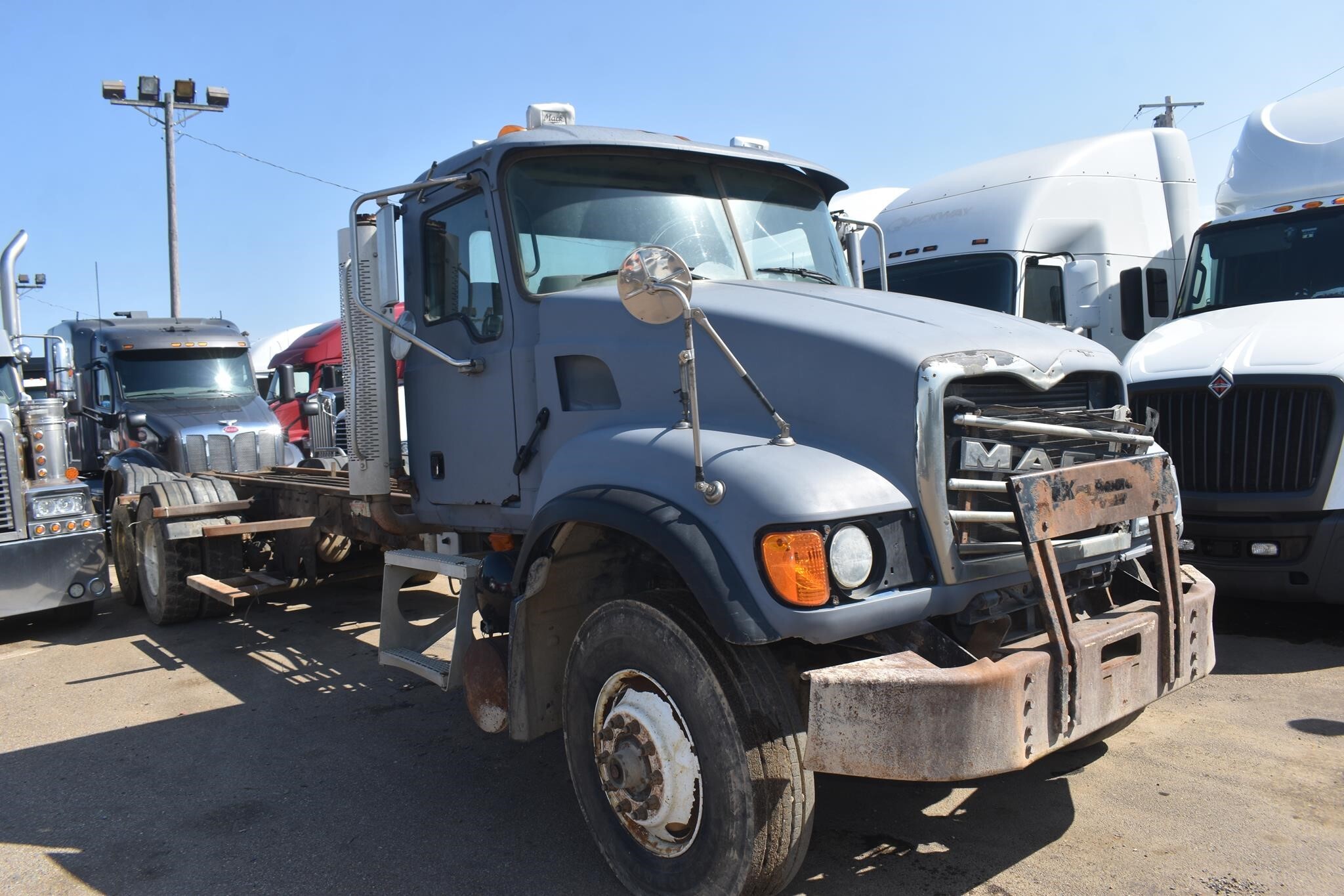 2006 Mack Granite CV713 Dump Trucks/Trailer - $18,000 | Machinery Pete