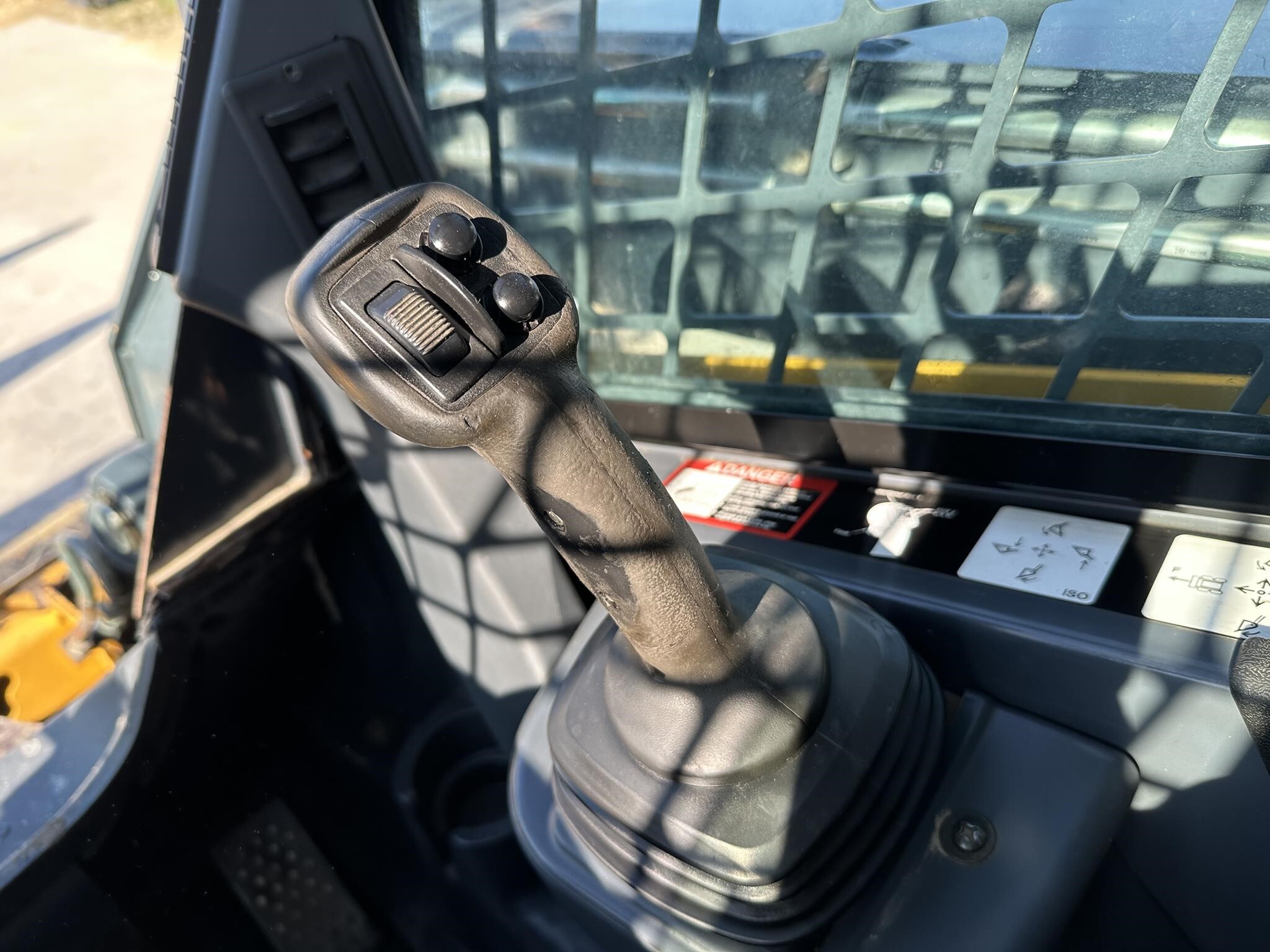 2010 Deere 333D Skid Steer - $34,000 | Machinery Pete