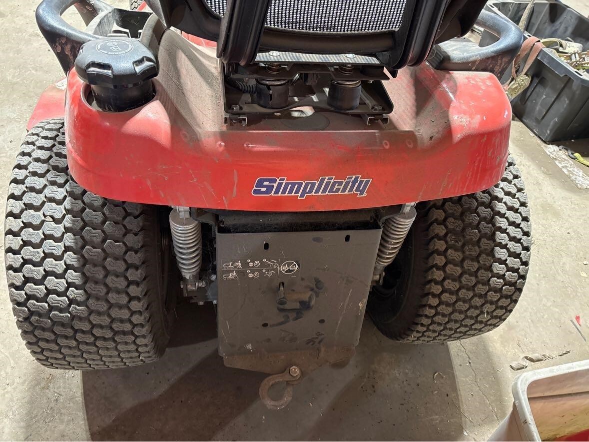 Simplicity Prestige Lawn Mower - $3,400 | Machinery Pete