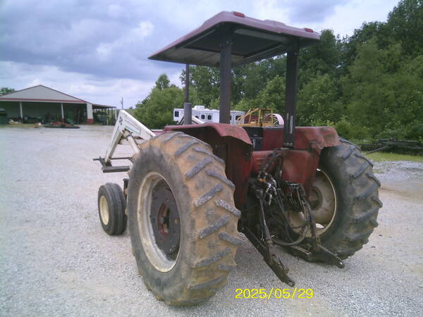 1990 Case IH 885 Tractor - $9,850 | Machinery Pete