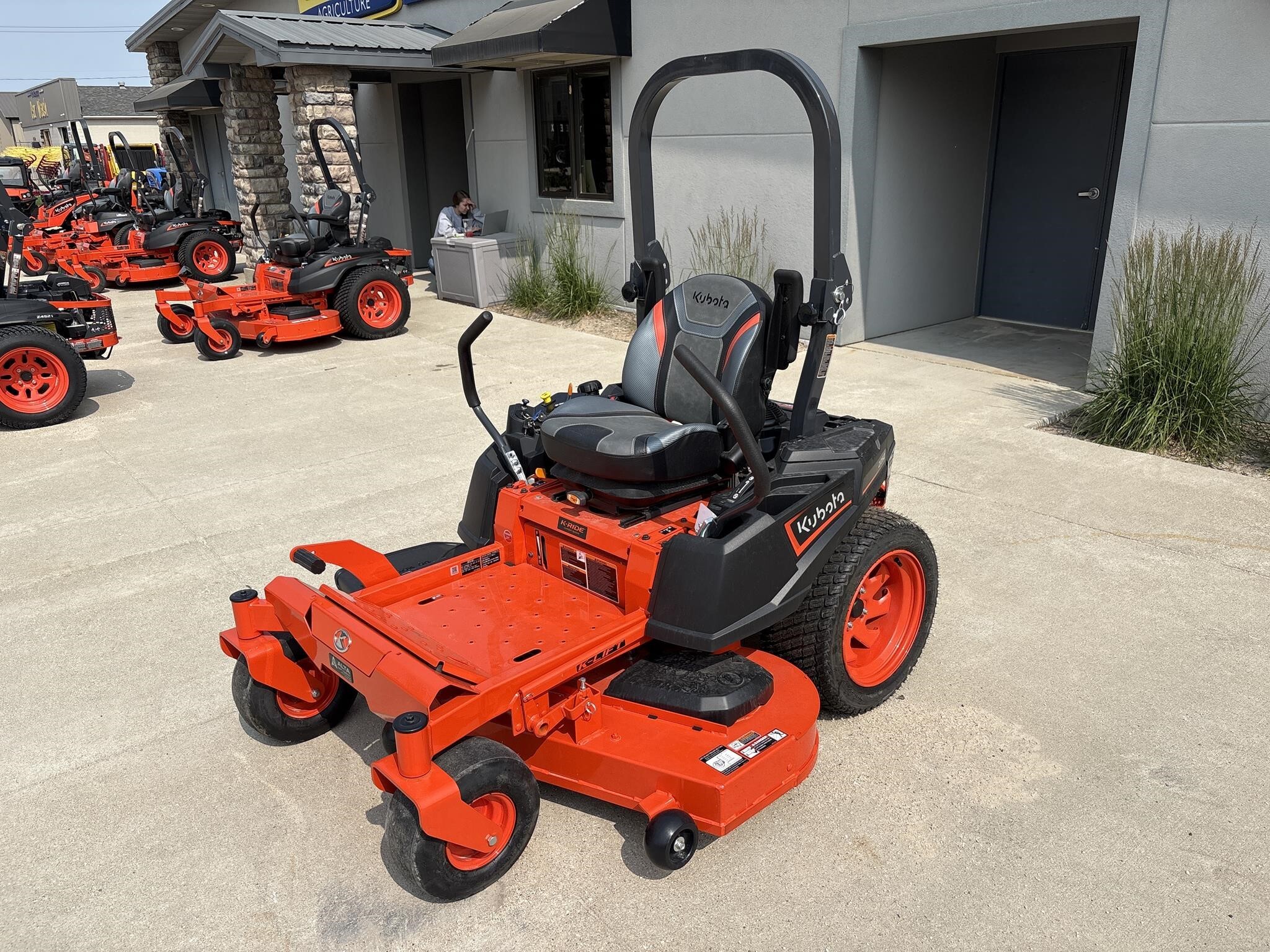 2025 Kubota Z252 Lawn Mower - $Call | Machinery Pete