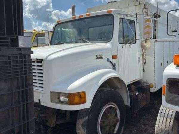 Used International 4900 Semi Trucks/Trailers for Sale - 29 Listings ...